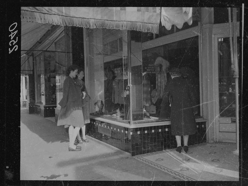 About Us | Straith's Fine Clothing
